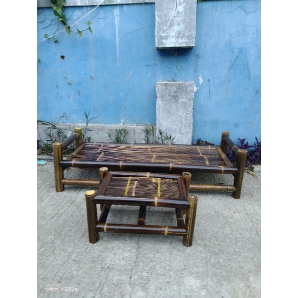 Jual bale plus meja bambu hitam, bale panjang,bale unik, bale tidur ...