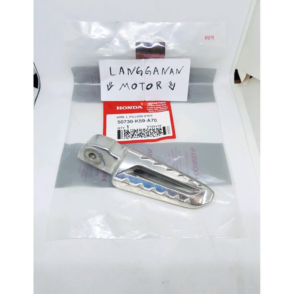 Jual PRODUK- BESI PIJAKAN FOOTSTEP STEP BELAKANG KIRI NEW VARIO 150 ...