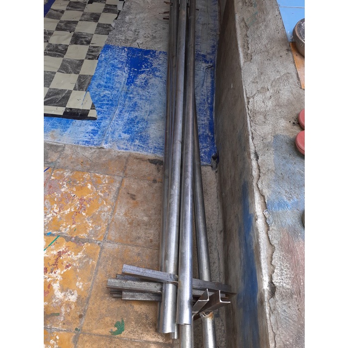 Jual Papan Tiang Rambu/Tiang Plang Jalan, 2 Meter | Shopee Indonesia