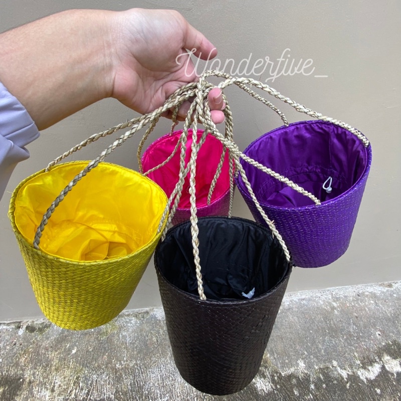 Jual Tas Anyaman Kerajinan Mendong Pandan Ember Parcel Bucket Hampers ...