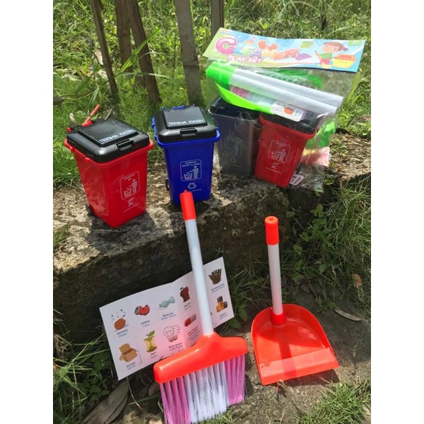 Jual Mainan Bersih Bersih 1 Set Bak Sampah | Cleaning Helper 2Bak ...