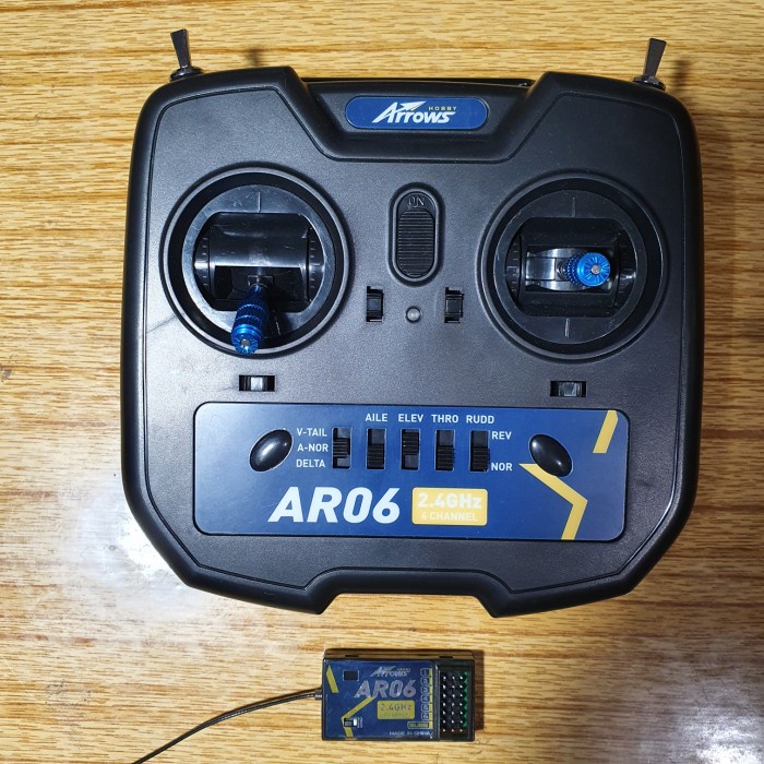 Jual 6 Ch Channel Rc Transmitter And Receiver 2.4Ghz Murah | Shopee ...