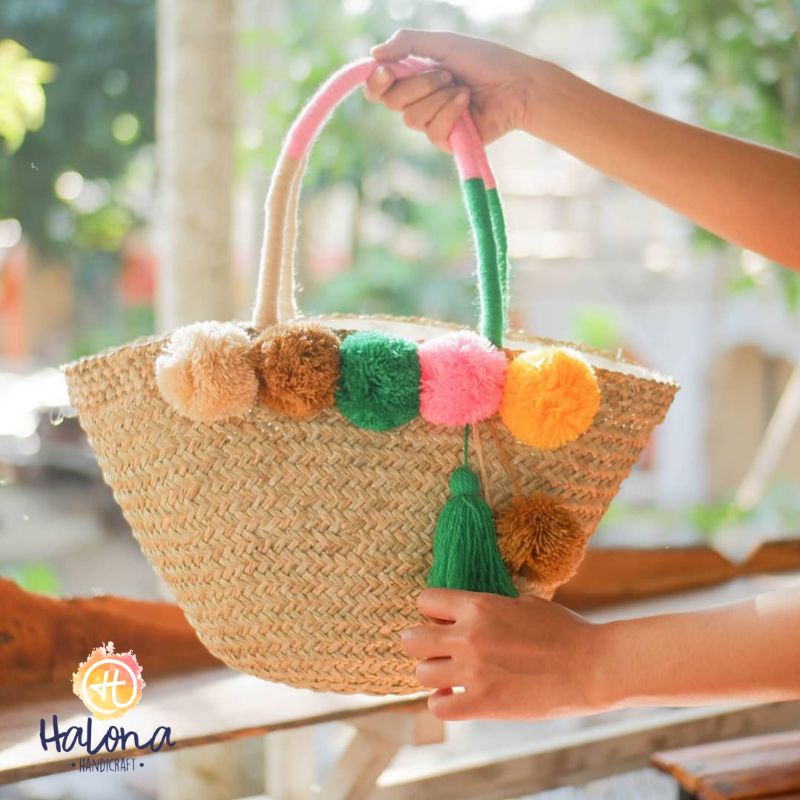 Jual Tas tote Halona handbag wanita anyaman hias pompom etnik unik ...