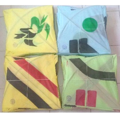 Jual Isi 50pcs layangan cap CK cangklong asli Sukabumi mainan ...