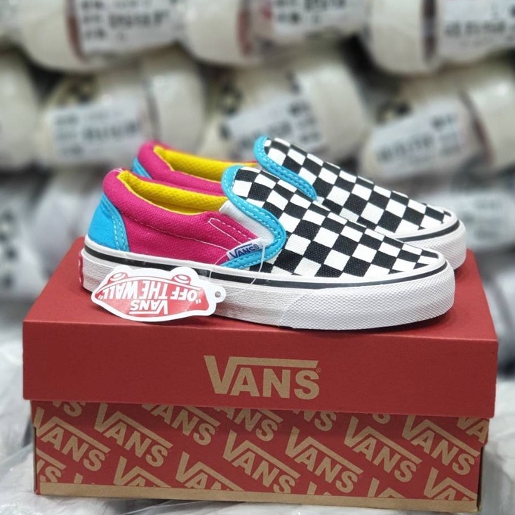 Jual Vans Slip On Kids Classic Checkerboard Catur OG Black Spongebob ...