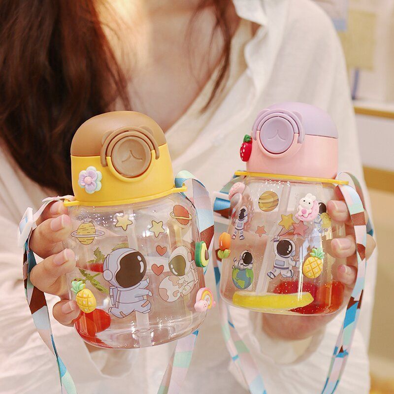Jual Botol Minum Anak Lucu Karakter Stiker Random + Tali 550ML BPA FREE B15 | Shopee Indonesia