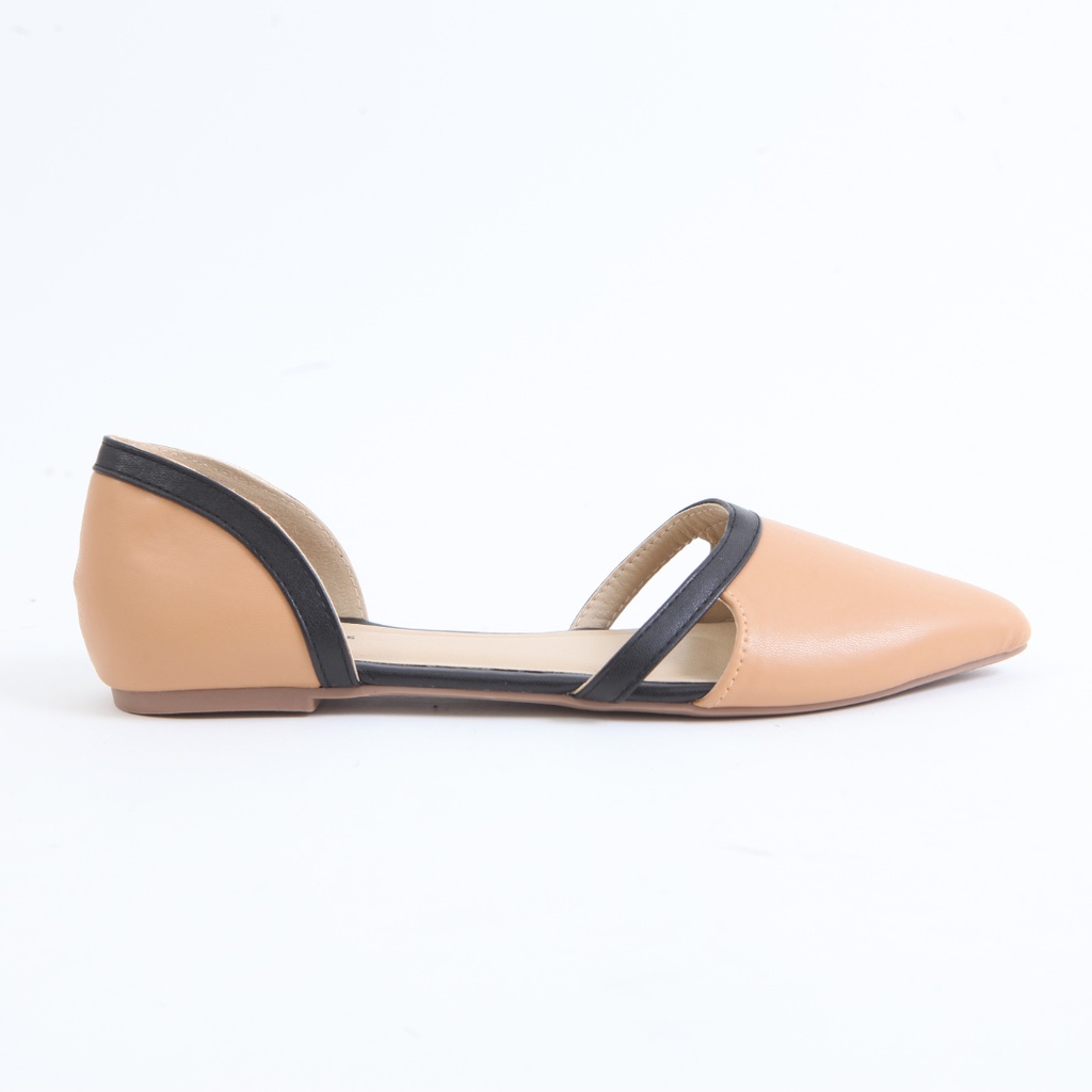 Jual HAZEL Tan Flatshoes Wanita - The Little Things She Needs | Shopee ...