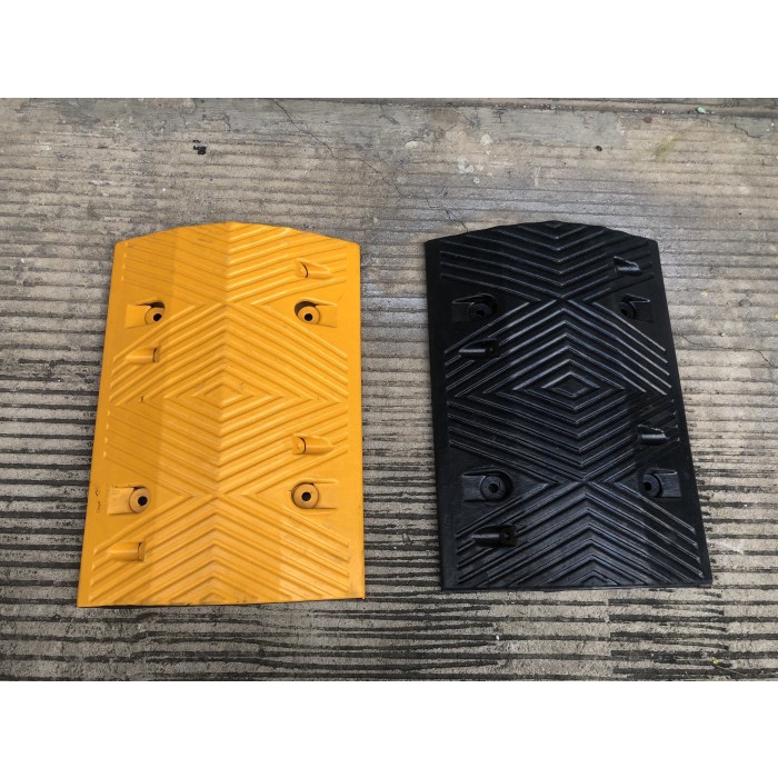 Jual Speed bump 50cm tinggi 7cm / polisi tidur karet / aman jalan ...