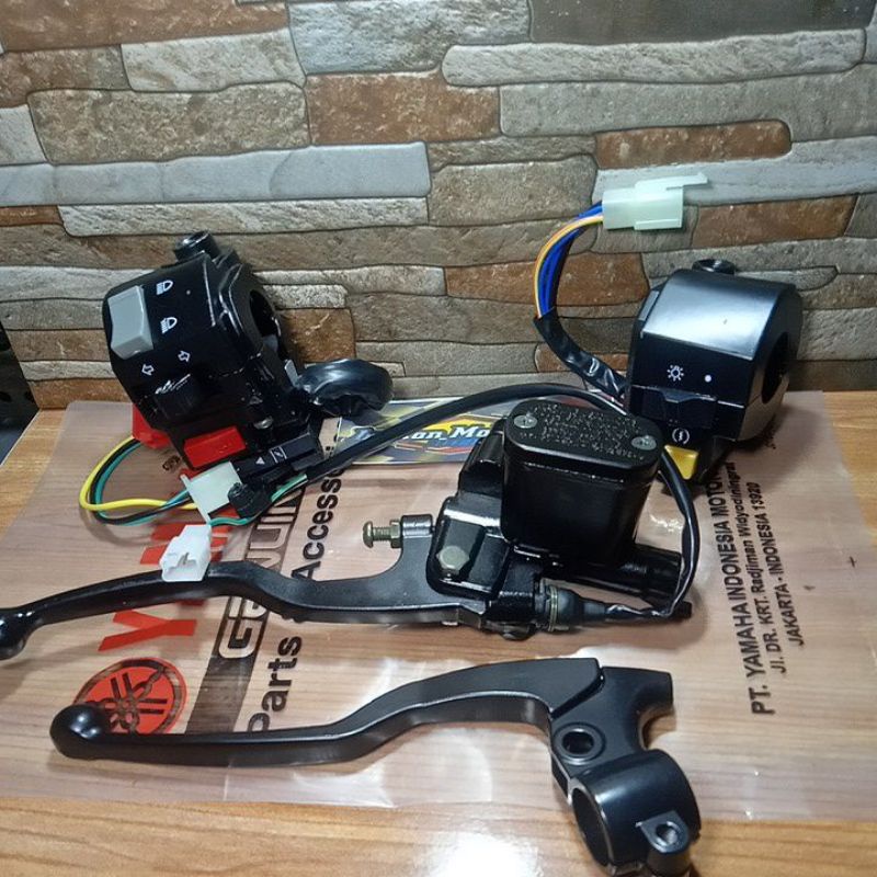Jual Paketan saklar kanan kiri plus master rem assy handle kopling dan ...