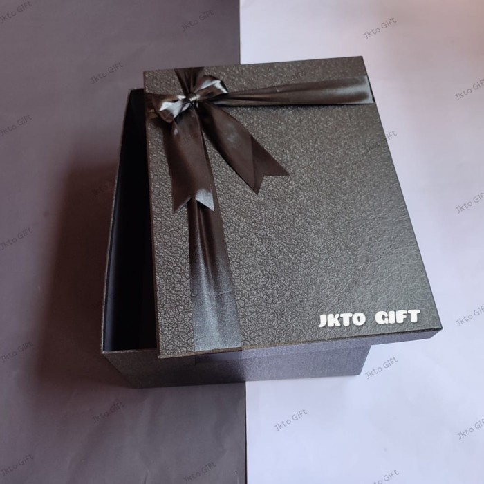 Jual KOTAK KADO/GIFT BOX UKURAN 40X30X10 | Shopee Indonesia