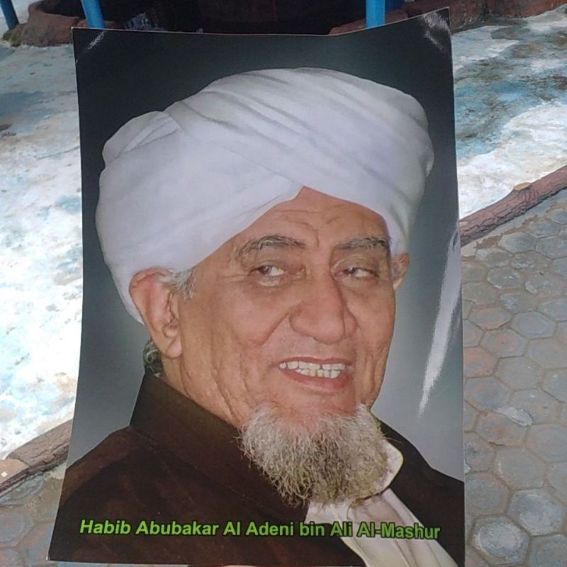 Jual POSTER FHOTO AL HABIB ABU BAKAR AL ADNI UK 25X35 | Shopee Indonesia