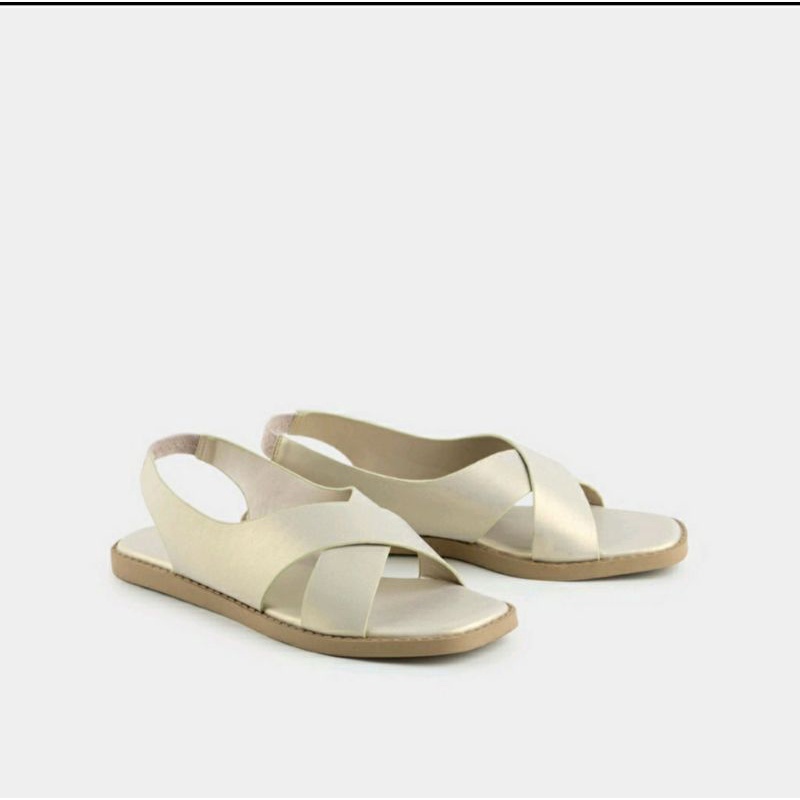Jual URBAN&CO Essentials Sandal Velarin Gold | Shopee Indonesia