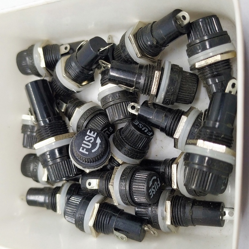 Jual Fuse Holder Kecil 5x20mm Besar 6x30mm | Shopee Indonesia