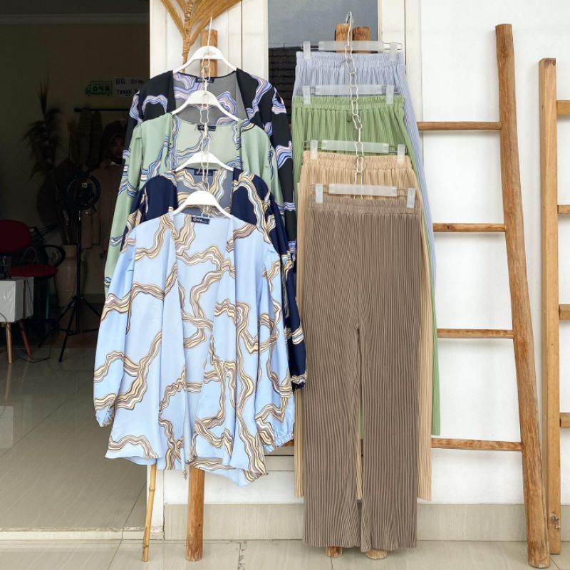 Jual FLOWIE - WAVE CARDI SET 2pcs (Cardi oversize + cullote plisket ...