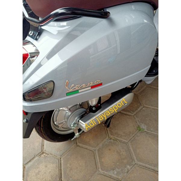 Jual Emblem Uwinfly T3 tulisan Vespa Logo timbul/aksesoris uwinfly T3 ...