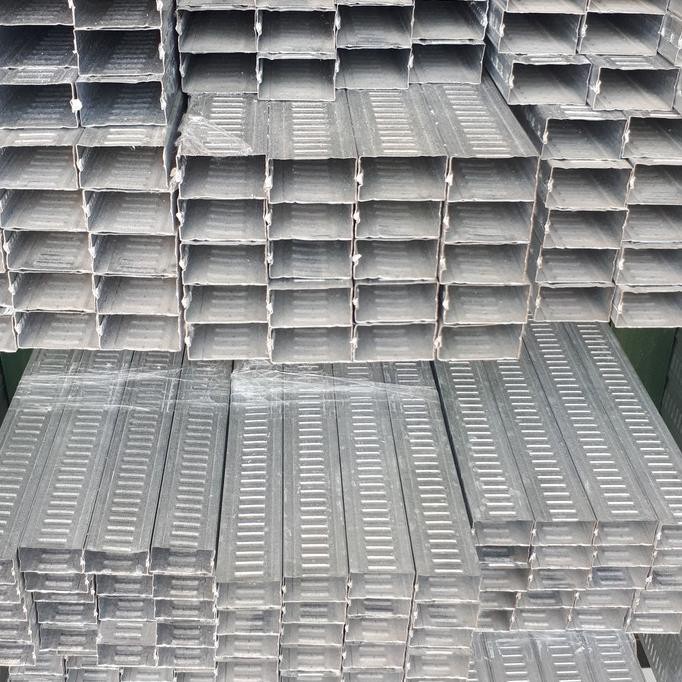 Jual Besi Hollow / Besi Holo / Baja Ringan 2x4 BR | Shopee Indonesia