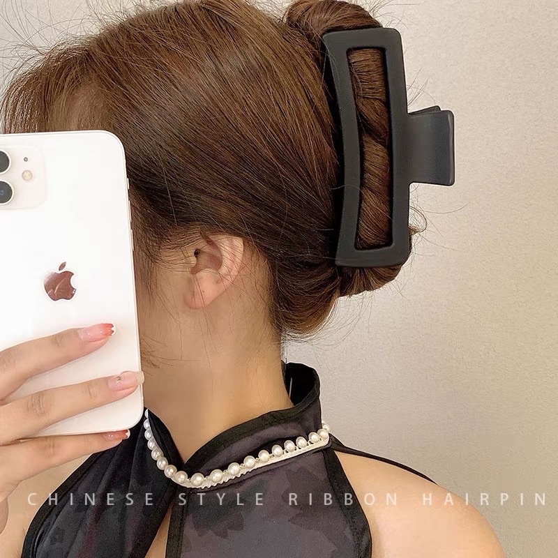 Jual JEPIT RAMBUT JOLINE / JUMBO HAIR CLAW / JEPITAN RAMBUT SALON KOREA ...