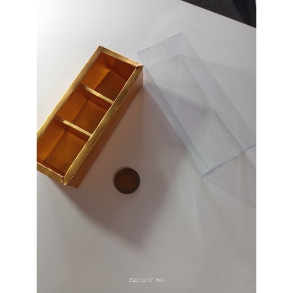 Jual new kotak box sekat 3 ( 5 cm per hole dan tinggi box 2,5 cm ...