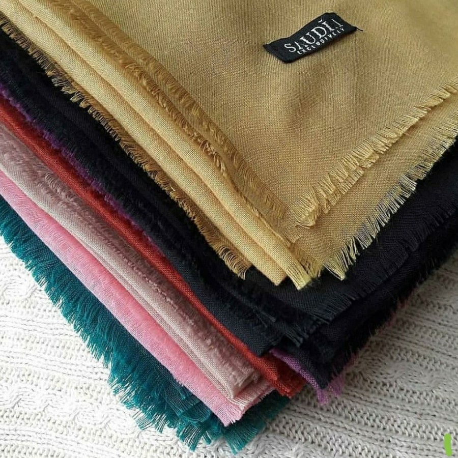 Jual HIJAB SAUDIA RAWIS UKURAN 110 X 110 KERUDUNG SEKOLAH JILBAB SEGI ...