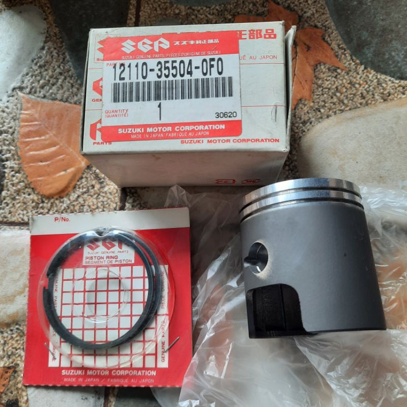 Jual Piston dan ring piston standar suzuki RC 100 asli suzuki SGP japan ...