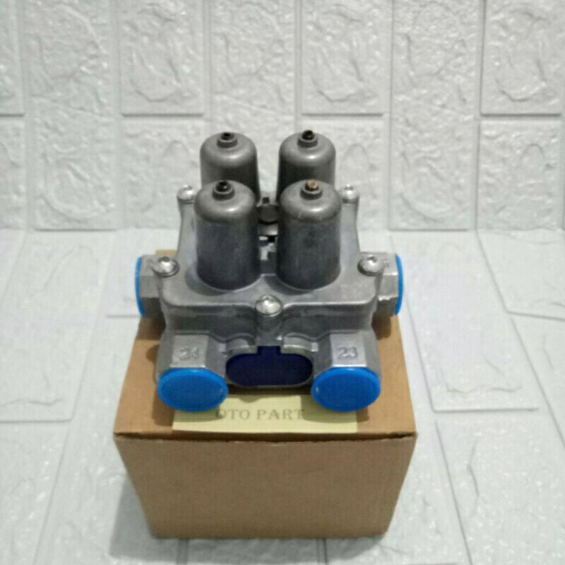 Jual Valve angin S4750-EW010 hino lohan hino500 valve angin empat 4 ...