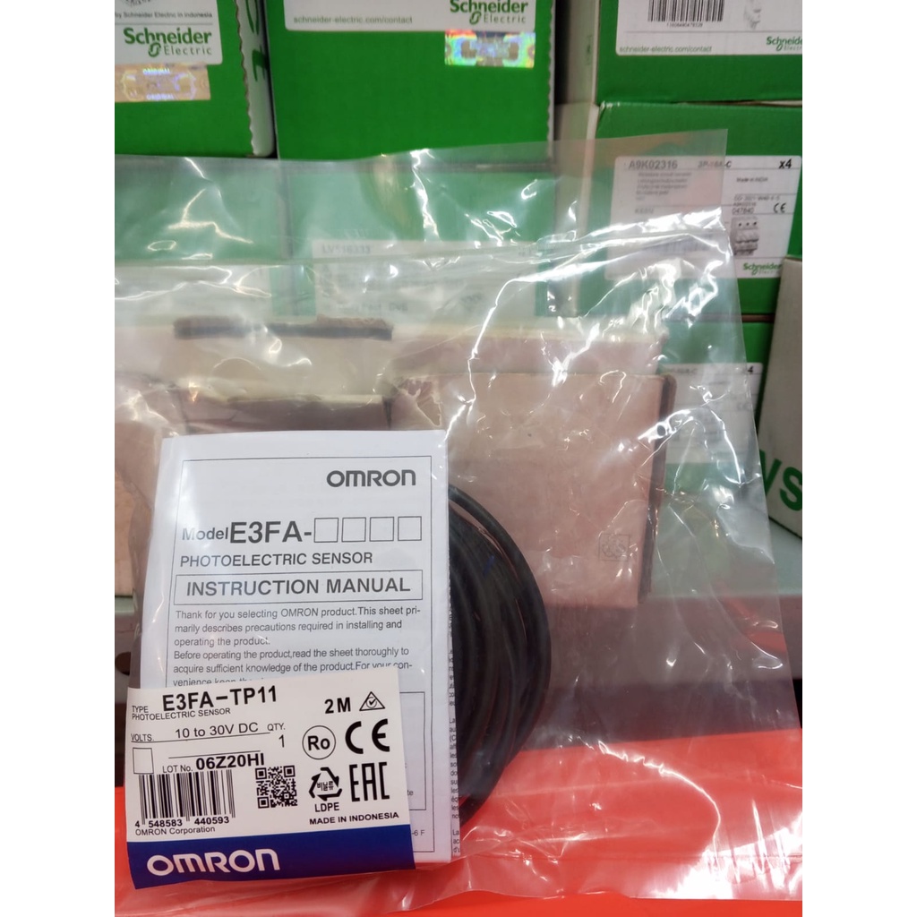 Jual Photoelectric sensor E3FA-TP11 OMRON 2M PNP, Light-ON/Dark-ON | Shopee Indonesia