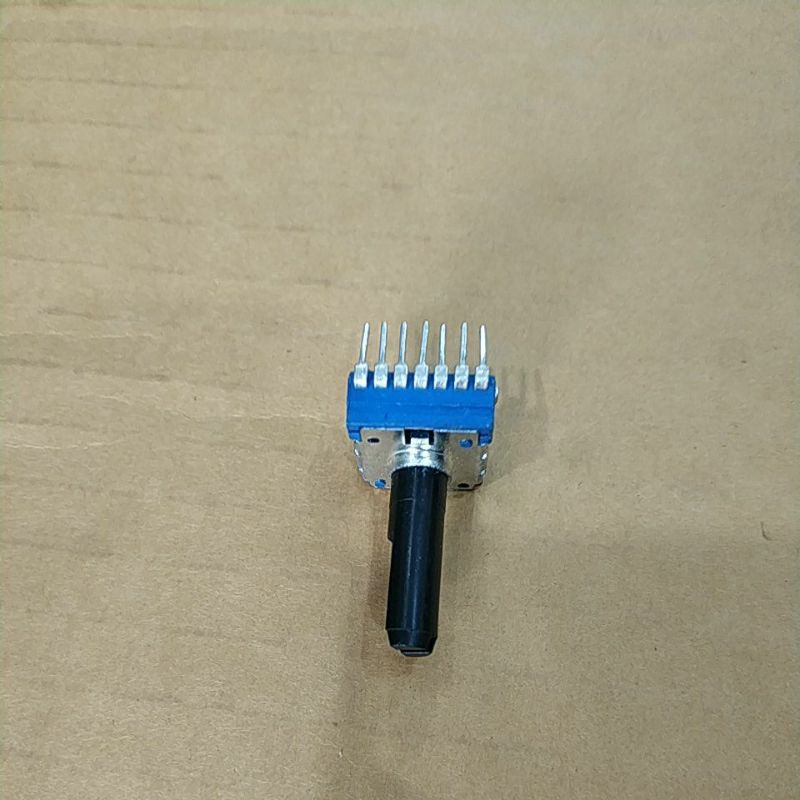 Jual potensio mixer 7 pin 50K / potensio mixer 7 kaki | Shopee Indonesia