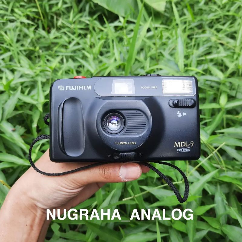 Jual Kamera Analog Fujifilm MDL 9 Point & Shoot Film Camera | Shopee Indonesia