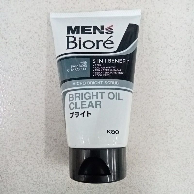 Jual MEN'S BIORE BRIGHT OIL CLEAR FACIAL FOAM 100 G | Shopee Indonesia