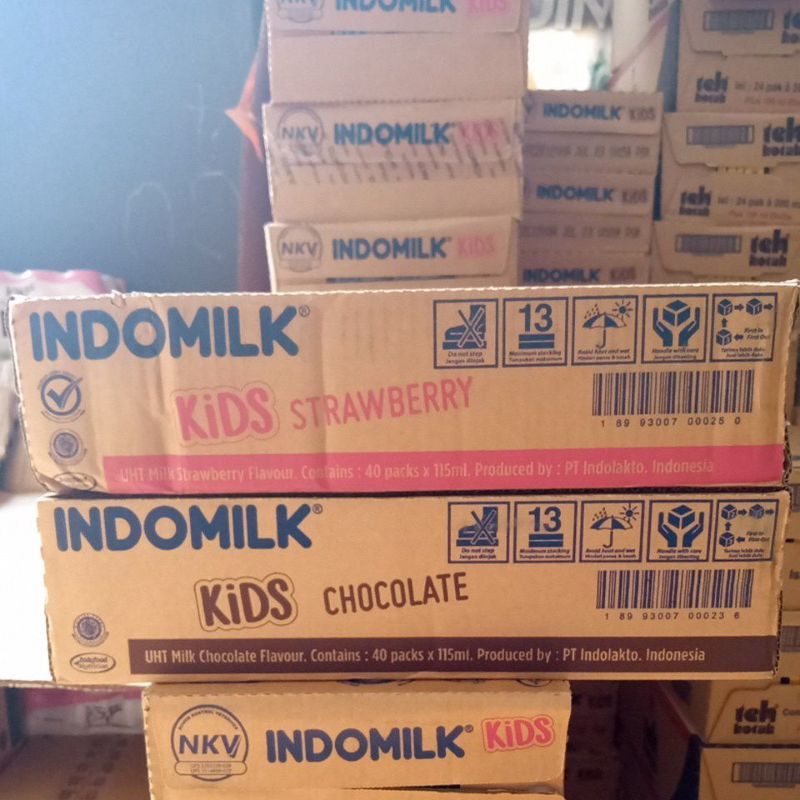 Jual indomilk kids susu uht rasa coklat dan strawberry perdus isi ( 40 pcs x 115 ml ) | Shopee ...