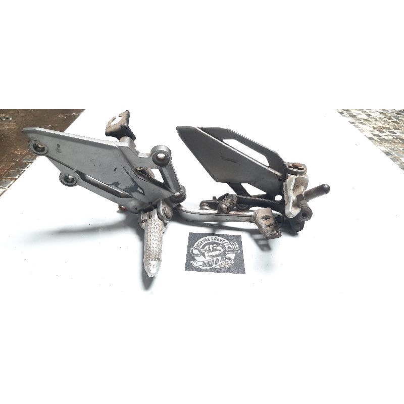 Jual footstep pustep pijakan ninja 250 fi karbu ninfi 250cc | Shopee ...