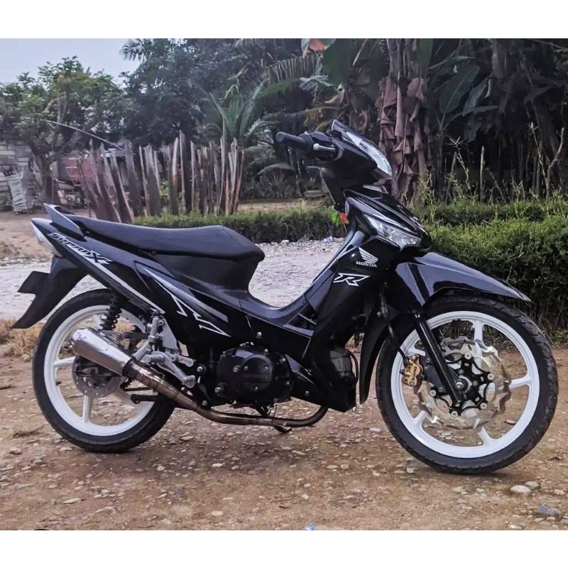 Jual STRIPING STICKER SUPRA X 2018 HITAM PUTIH STRIPING SUPRA X 2018 ...