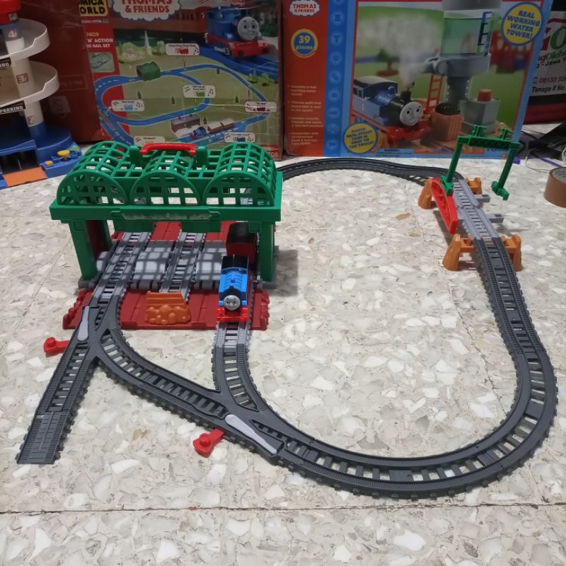 Jual Thomas & Friends TrackMaster Revolution - Knapford Station Train ...