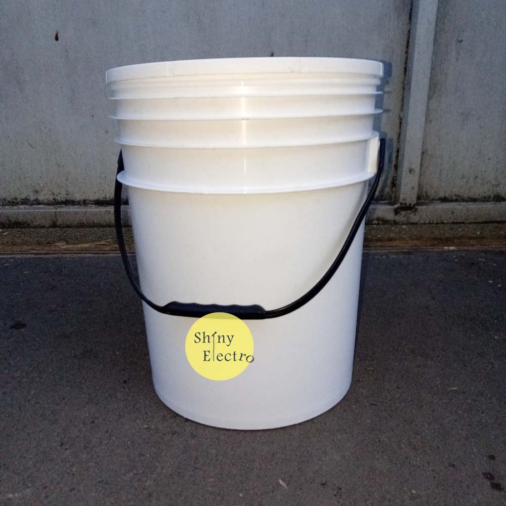 Jual Drum Kaleng Tong Tempat Sampah Cat Air Bensin Besi 25 Liter Dengan ...