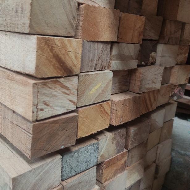 Jual Beam Balok Kayu Bengkirai Batangan Serbaguna 4x6 - 300 | Shopee ...