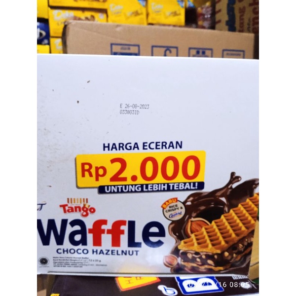 Jual Tanggo Waffle Choco Hazulnut & cookies cream (12x24gr ) | Shopee ...