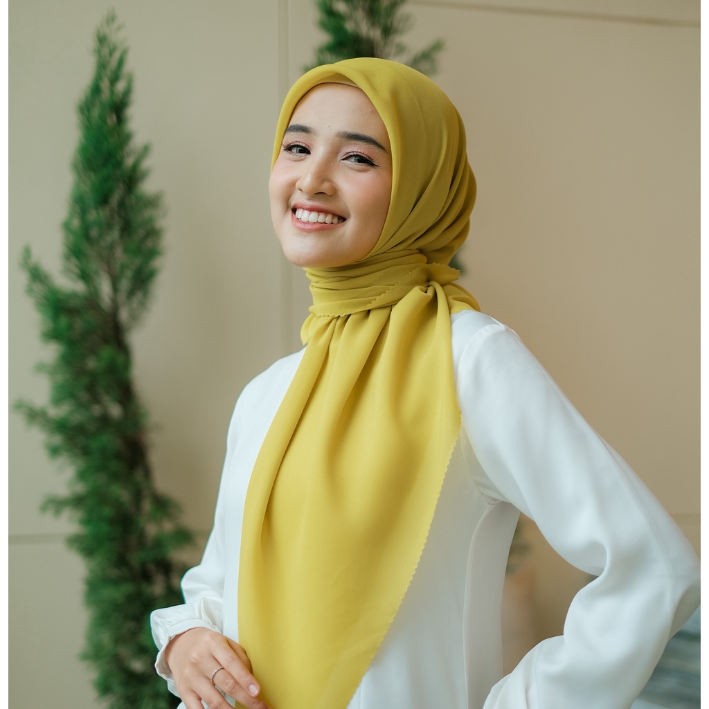 Jual Niskalla Hijab Segi Empat Polos Laser Cut / Jilbab / Kerudung Premium Ultrafine Warna ...