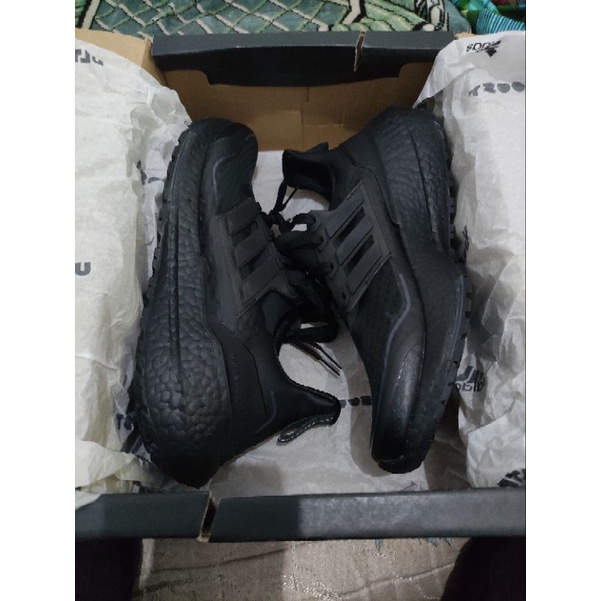 Jual adidas ULTRABOOST 21 COLD READY Triple Black ORIGINAL BNIB dan ...