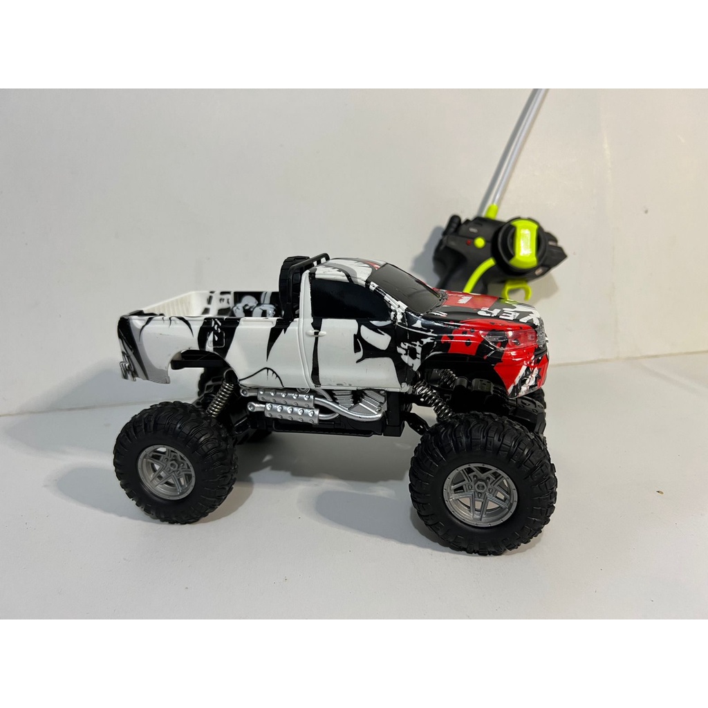 Jual MOBIL REMOTE CONTROL ROCK CRAWLER PICK UP | Shopee Indonesia