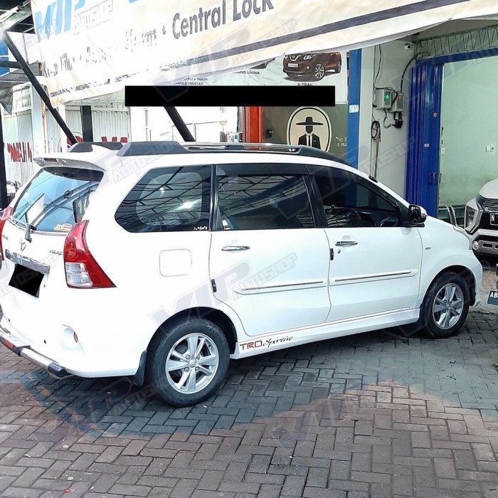 Jual Toyota AVANZA Daihatsu XENIA 2012 - 2021 Sporty Roof Rail Variasi ...