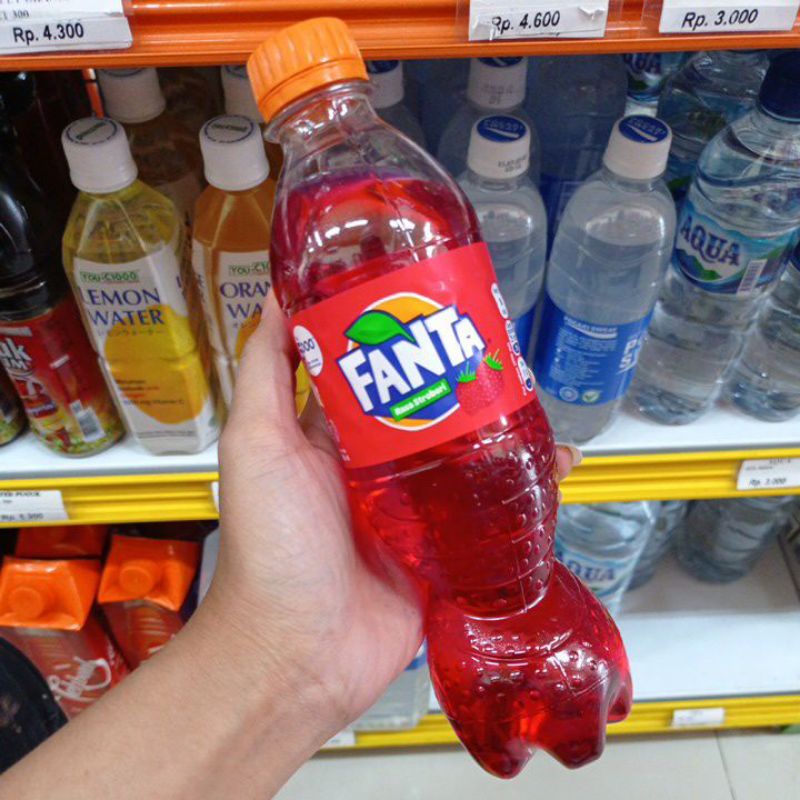 Jual Fanta Rasa Strawberry 390ml | Shopee Indonesia