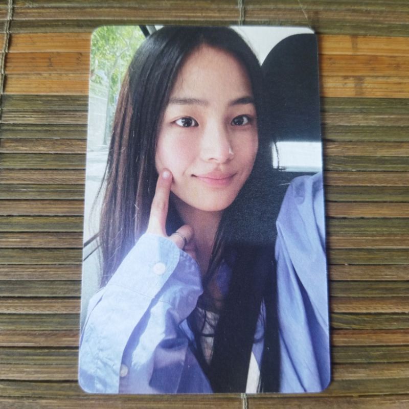 Jual Official NewJeans Photocard & ID Card from Album New Jeans ...
