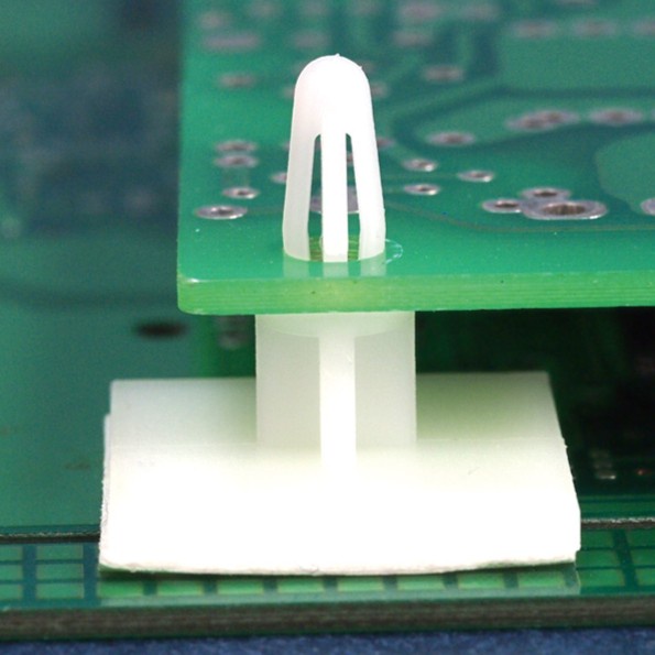 Jual Spacer Clip with 3M Tape PCB Nylon tinggi 18.5mm | Spicer 18.5mm ...