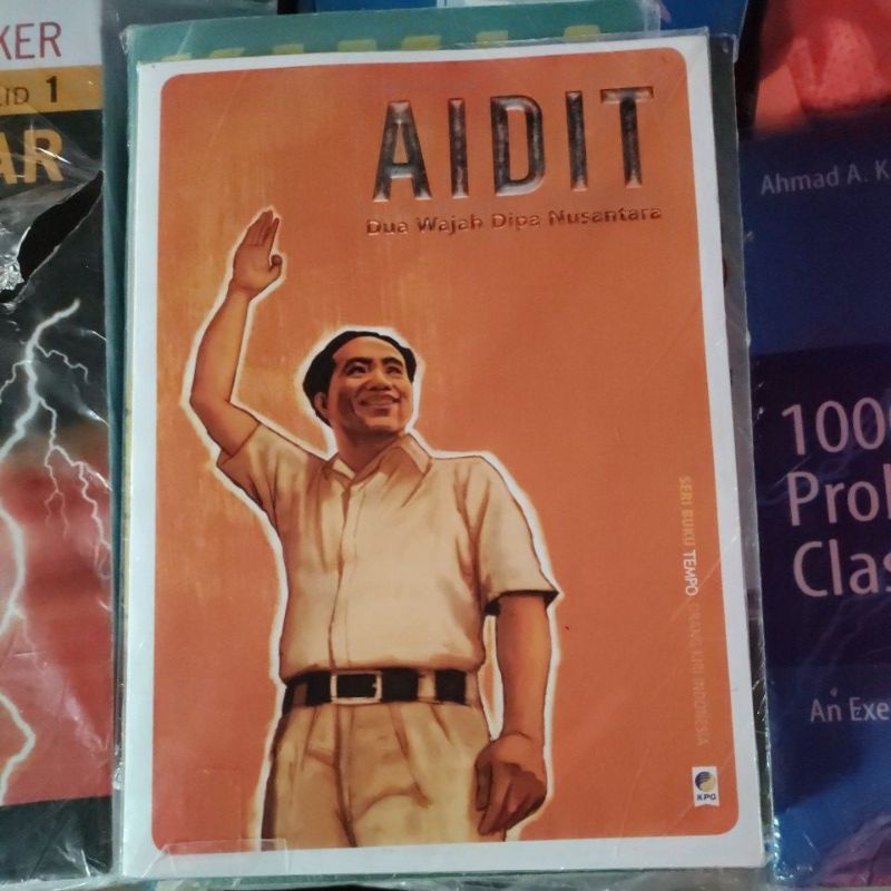 Jual Aidit dua wajah Dipa Nusantara buku Aidit dua wajah nusantara ...