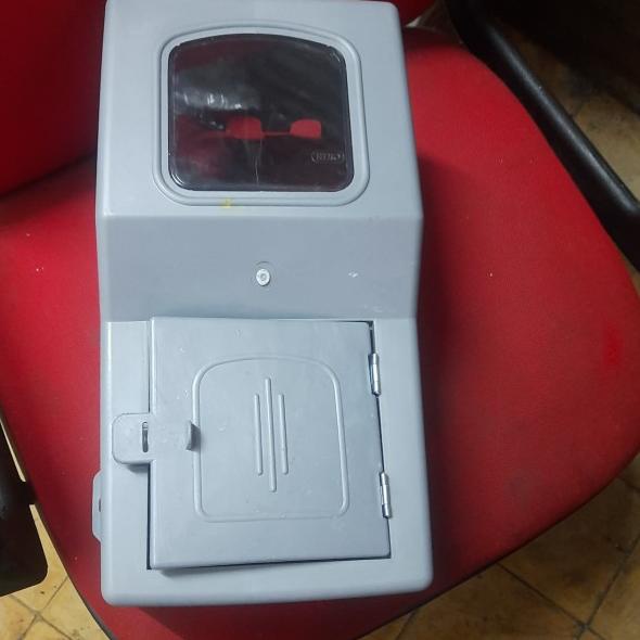 Jual BOX KWH PASCABAYAR MODEL LAMA BOK TUTUP METERAN LISTRIK JADUL ...