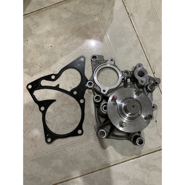Jual water pump innova reborn water pump hilux vigo fortuner vrz ...