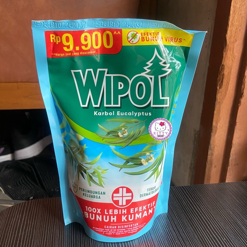 Jual Wipol Pembersih Lantai Karbol Eucalyptus Refill 450ML | Shopee Indonesia