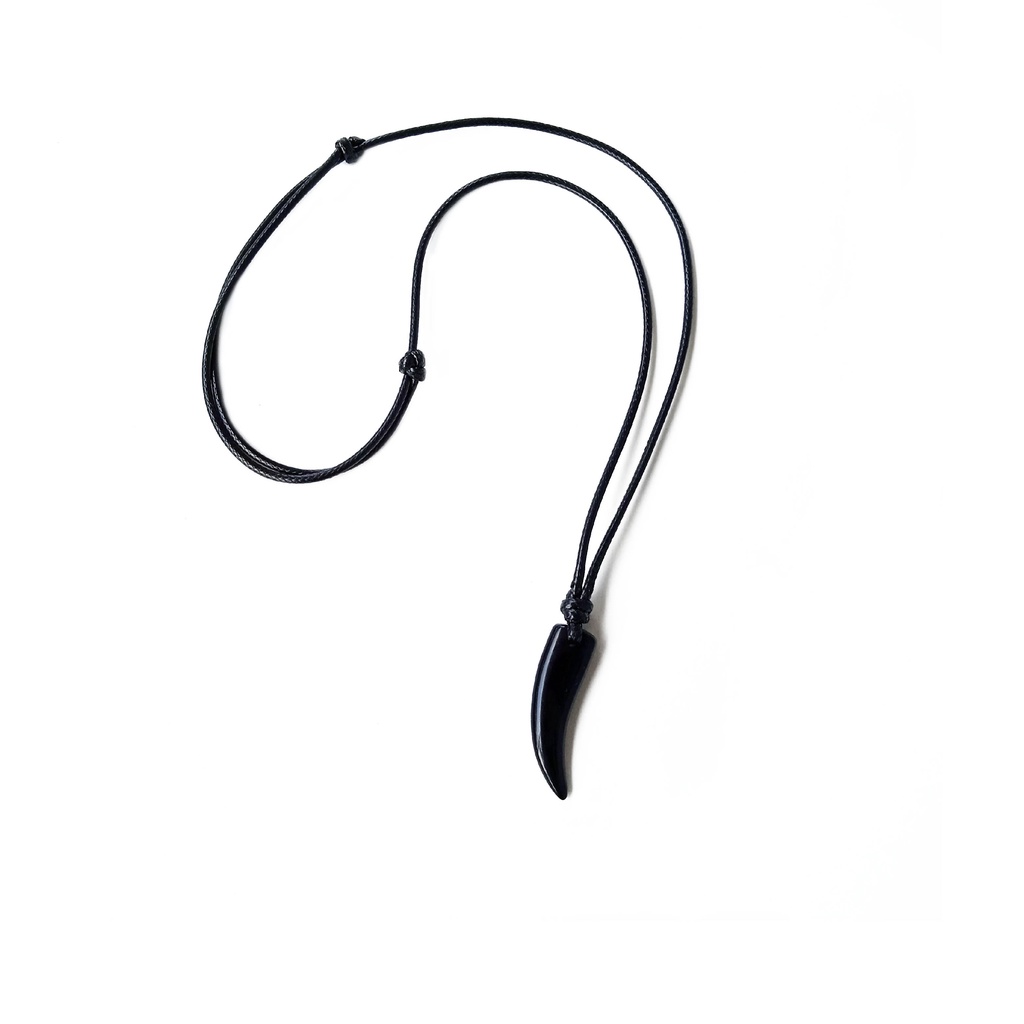 Jual Kalung tali hitam liontin taring | Shopee Indonesia