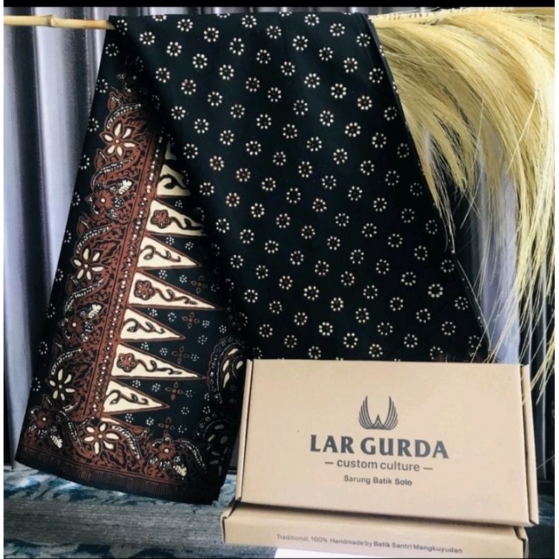 Jual LAR GURDA ,Sarung Batik LarGurda Original Ekslusif | Shopee Indonesia