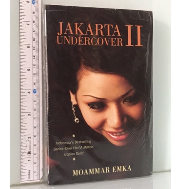 Jual JAKARTA UNDERCOVER II MOAMMAR EMKA | Shopee Indonesia